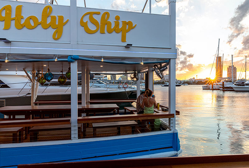 Holy Ship Bar & Restaurant - Main Beach, QLD - TTi Furniture